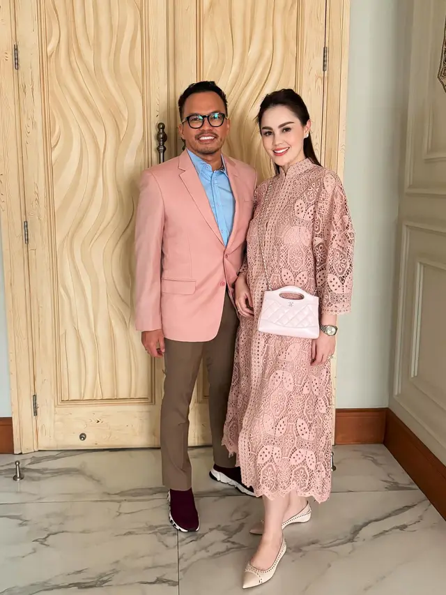 10 Potret Kompak dan Mesra Jennifer Dunn Bareng Faisal Haris yang Tuai ...