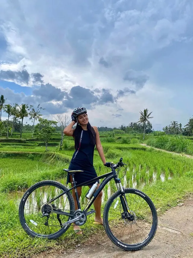 6 Potret Maria Selena Jajal Berbagai Olahraga, Jaga Kebugaran - Hot ...