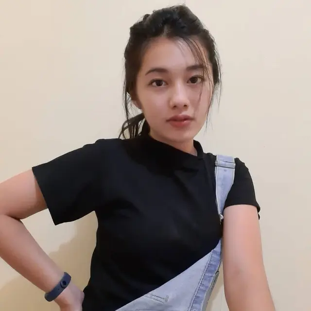 6 Potret Claudy Putri, Pengganti Pemeran Ipeh dalam Sinetron Entong ...