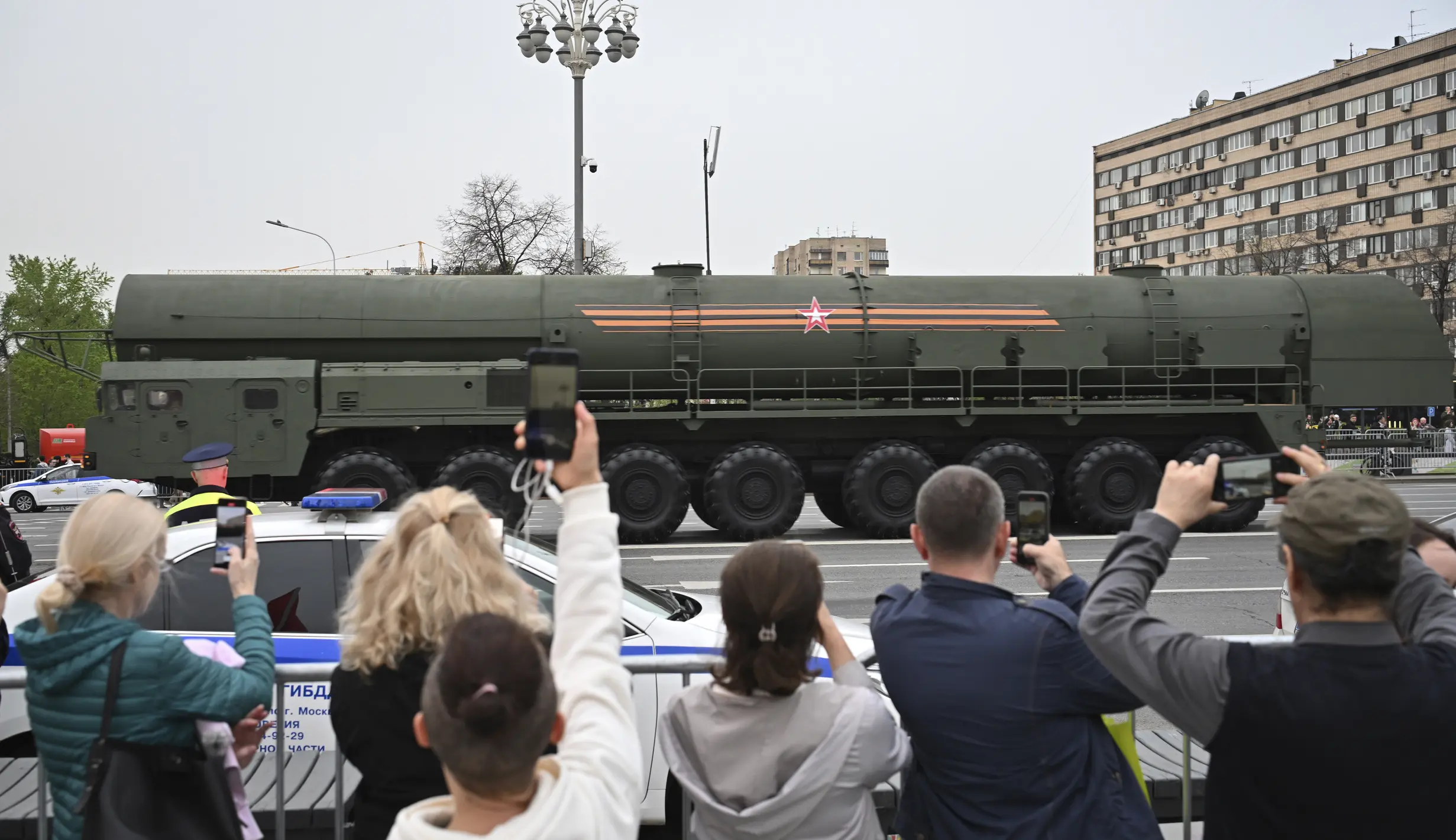 Saat Rusia Gladi Parade Militer Jelang Victory Day - Foto Liputan6.com