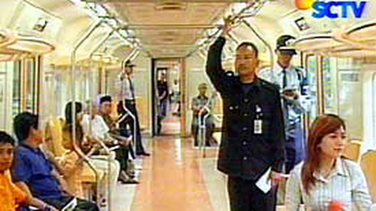 Kereta Blue Line Mulai Beroperasi - News Liputan6.com