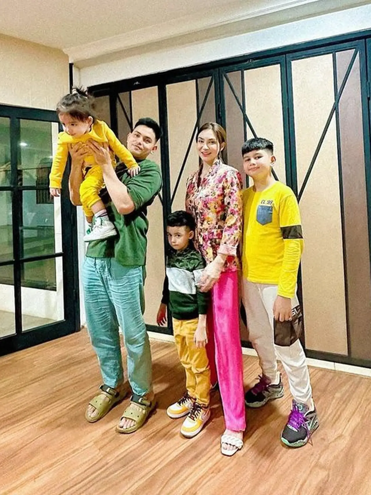 6 Potret Kebersamaan Keluarga Alessia Cestaro dan Ahmad Affandy yang ...