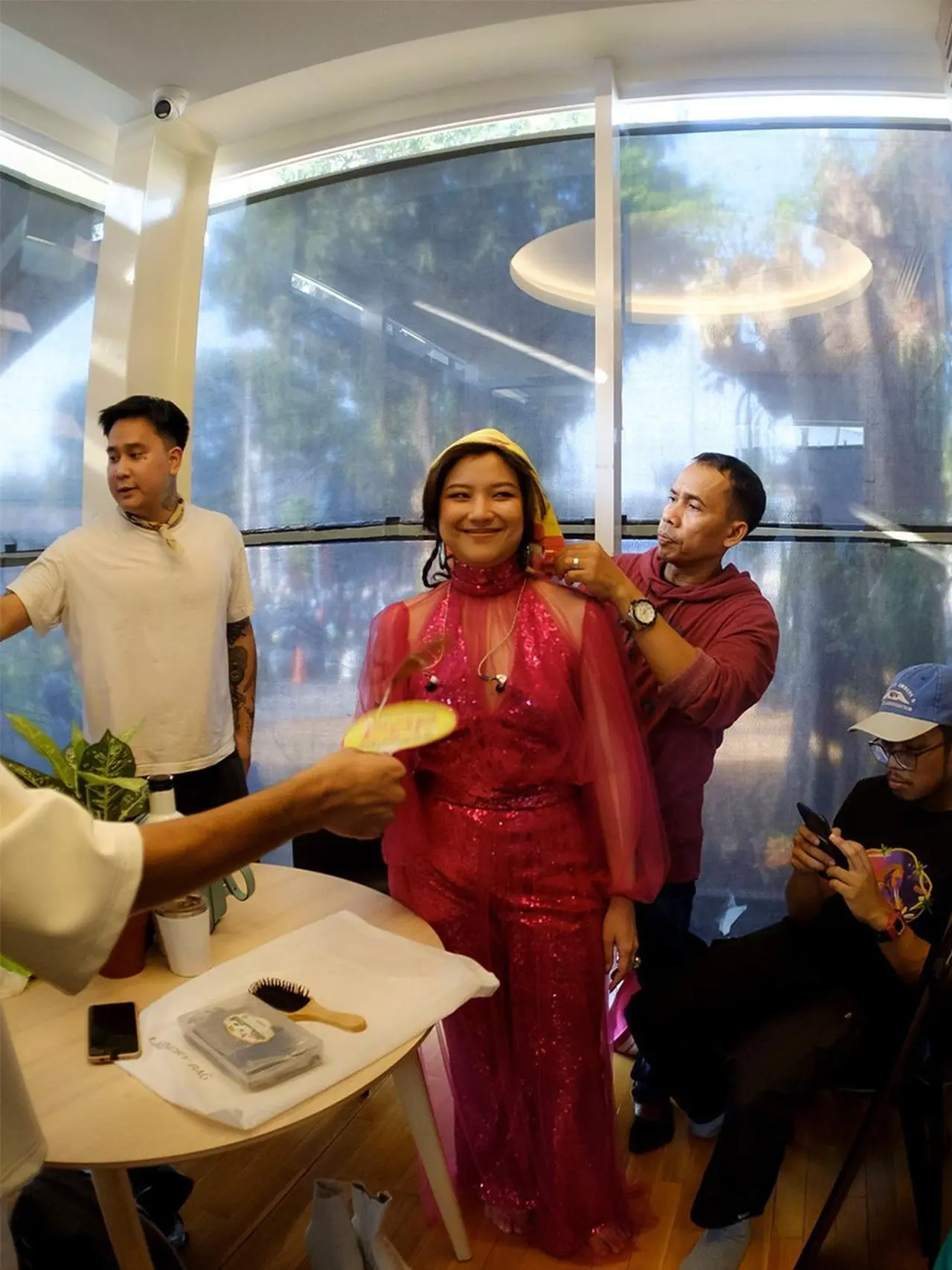 Intip Style Berpakaian Penyanyi Tanah Air Saat Mengisi Showcase Danilla ...