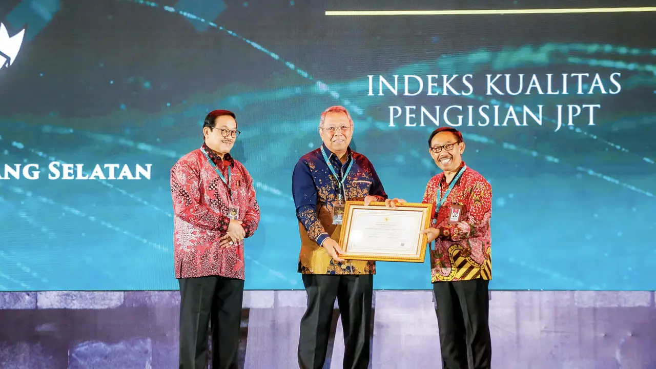 Bukti Kinerja ASN Makin Profesional, Pemkot Tangsel Raih 2 Penghargaan Predikat Tertinggi ...