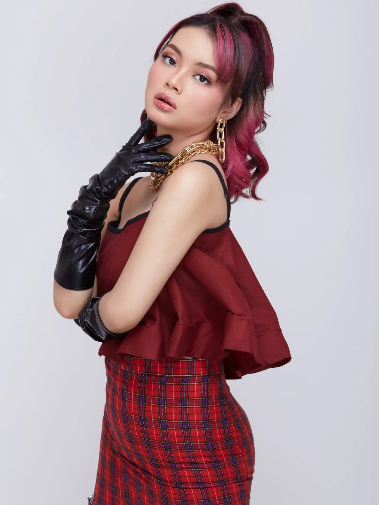 Comatra Hanya Butuh Satu Jam Untuk Ciptakan Lagu Keduanya Berjudul Cast ...