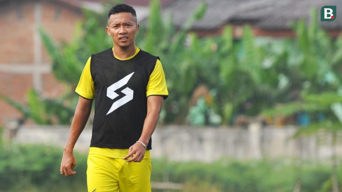 Dendi Santoso Lengkapi Pemain Arema FC yang Ikut Kursus Kepelatihan