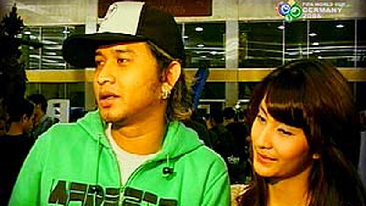 Lembu Club 80`s-Tyas Belum Mau Menikah - ShowBiz Liputan6.com