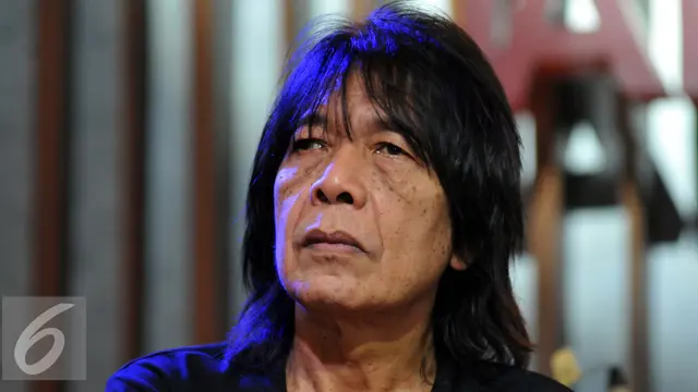 Ian Antono Beri Pelatihan Finalis Supermusic ID Rockin Battle - ShowBiz ...