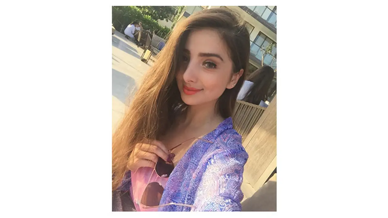 6 Pesona Sarah Samantha, Sepupu Zaskia dan Shireen Sungkar yang Seperti ...