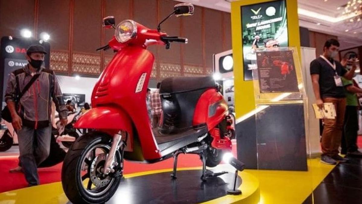 Gandeng Blibli, Anak Usaha NFCX Rilis Motor Listrik Volta Lite