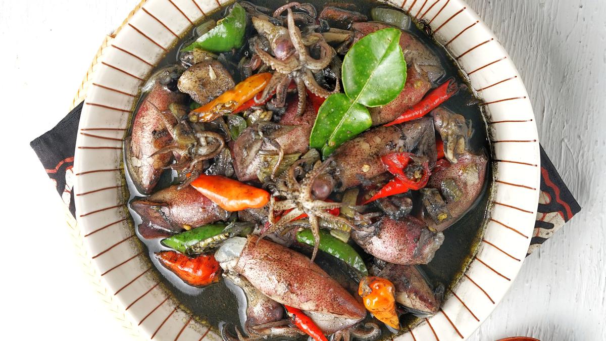 Resep Cumi Hitam Bumbu Ulek yang Enak - Food Fimela.com