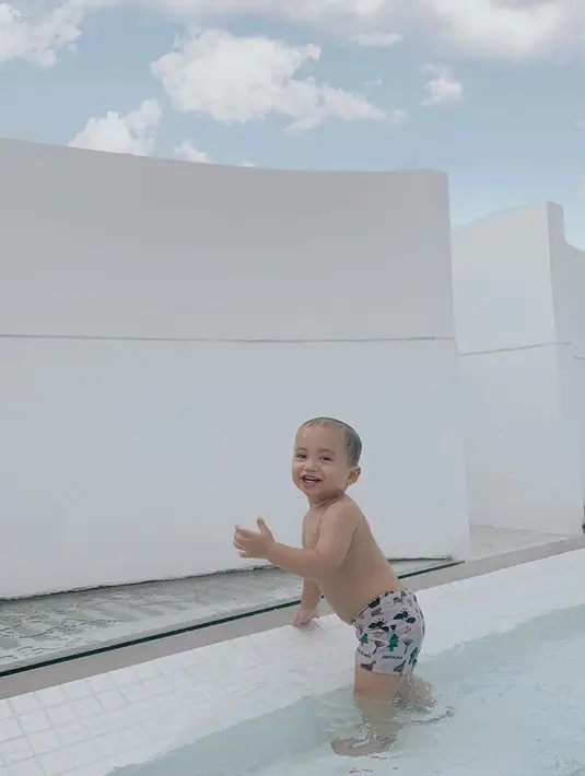 FOTO: 7 Momen Menggemaskan Xabiru, Anak Pertama Rachel Vennya - Foto ...