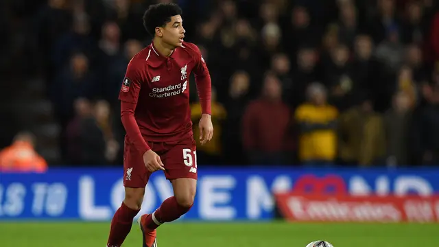 Ki-Jana Hoever, Sosok Debutan Liverpool Berusia 16 Tahun - Inggris Bola.com