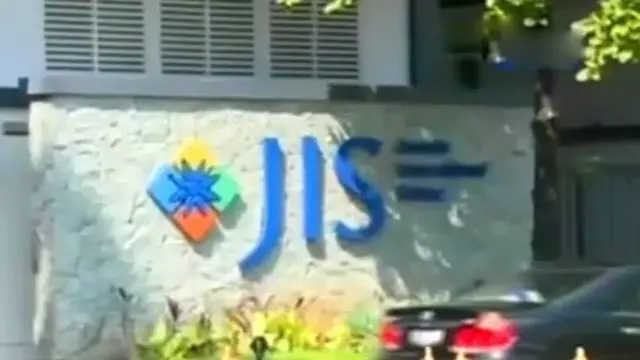 Sidang Kasus TK JIS Dengarkan Keterangan Orangtua Korban - News Liputan6.com