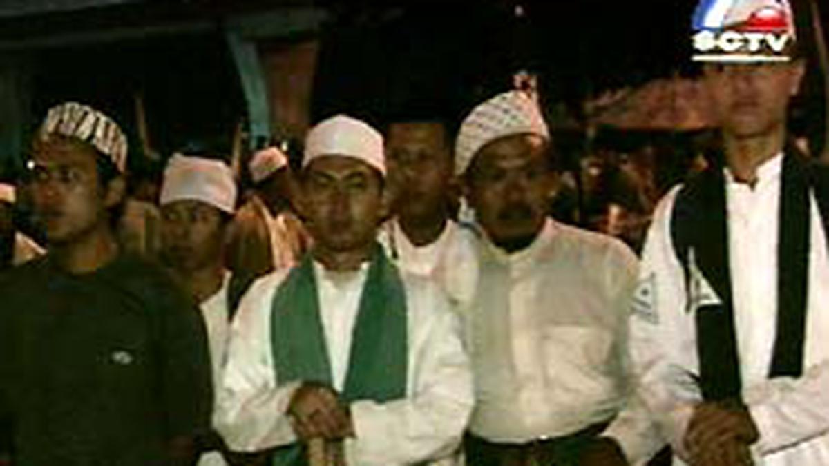 Demonstran Bertahan di Kedubes AS - News Liputan6.com