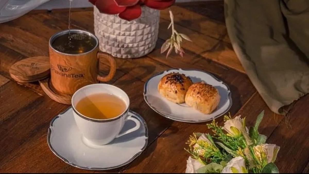 Diary Fimela: Berawal dari Rasa Cinta terhadap Seni Teh, Founder ...