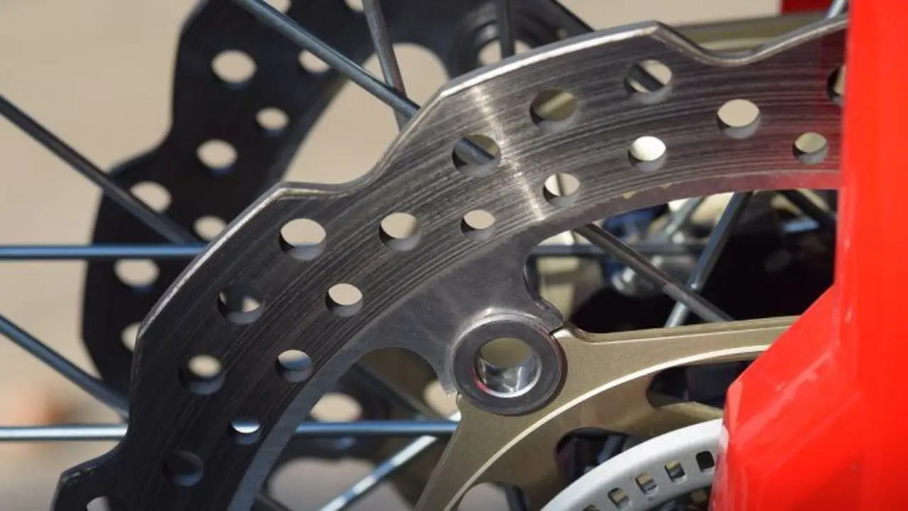 Mengenal 3 Jenis Rem Cakram Sepeda Motor - Islami Liputan6.com