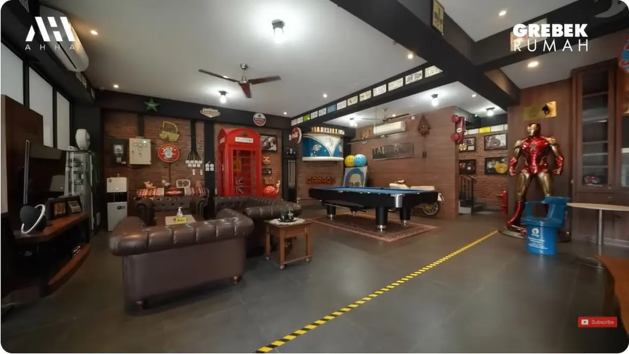 8 Potret Rumah Baru Andre Taulany, Ada Studio Rekaman dan Koleksi Mobil Mewah - Hot Liputan6.com