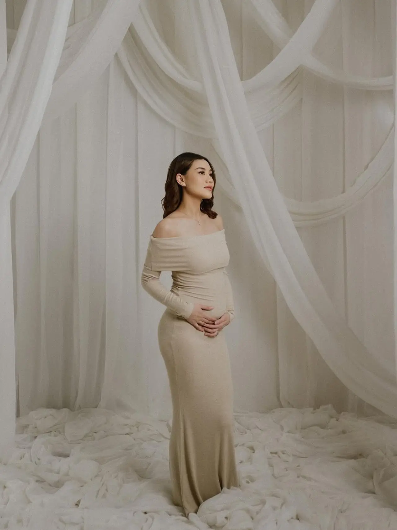 Aaliyah Massaid Hamil, Ini 6 Potret Pregnancy Reveal di Usia Kandungan ...