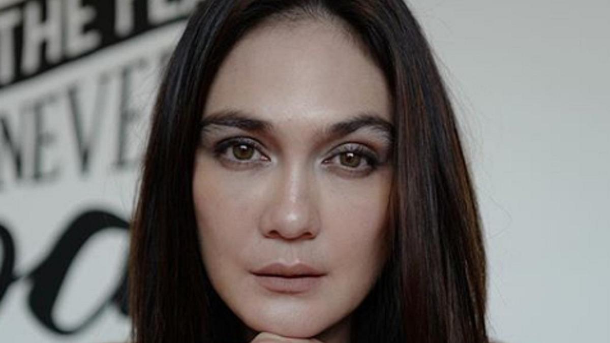 Beredar Video Luna Maya Makan Melati, Warganet: Daripada Makan Teman