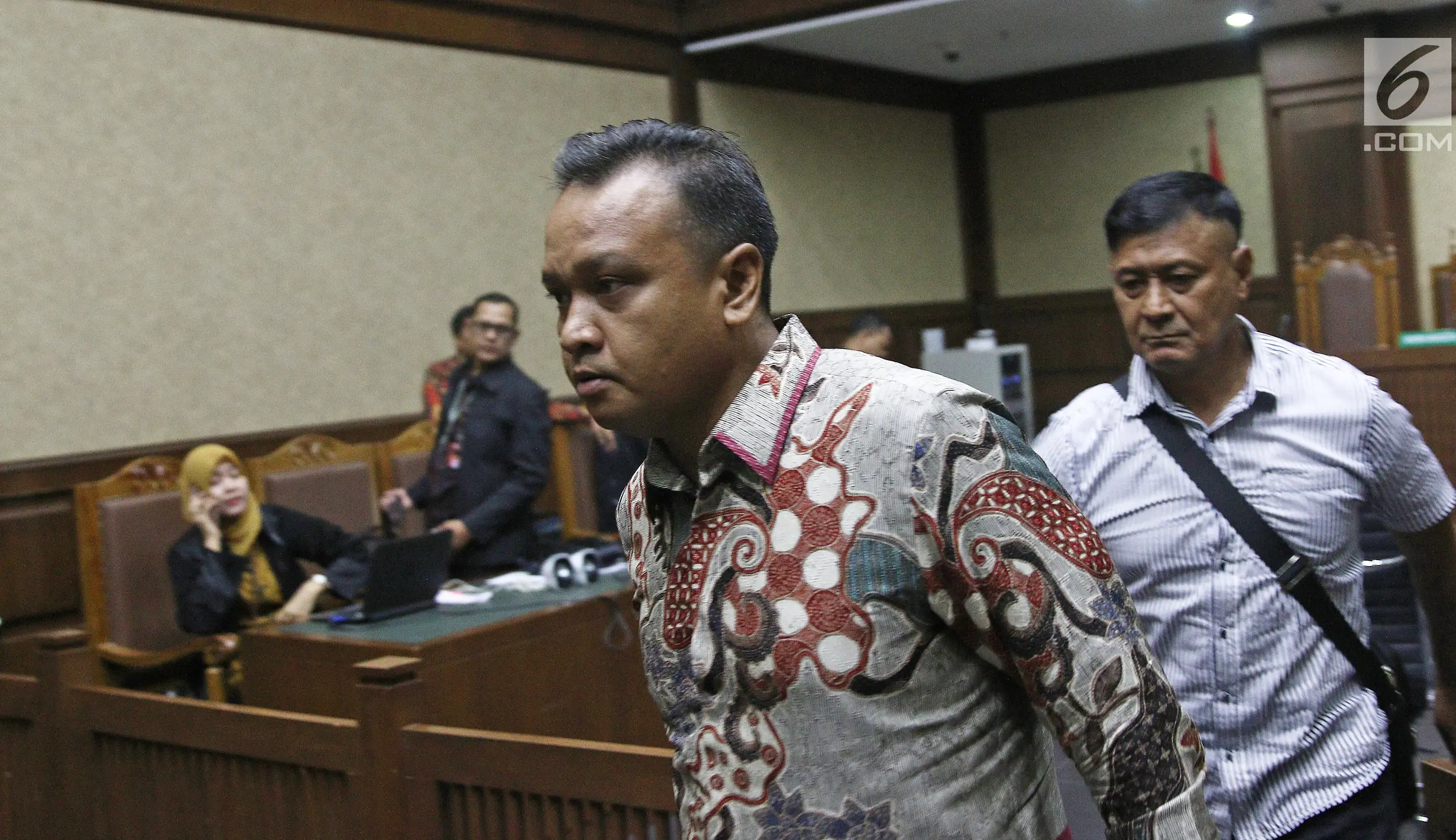 FOTO: Irvanto dan Made Oka Jalani Sidang Bersama Kasus Korupsi E-KTP ...