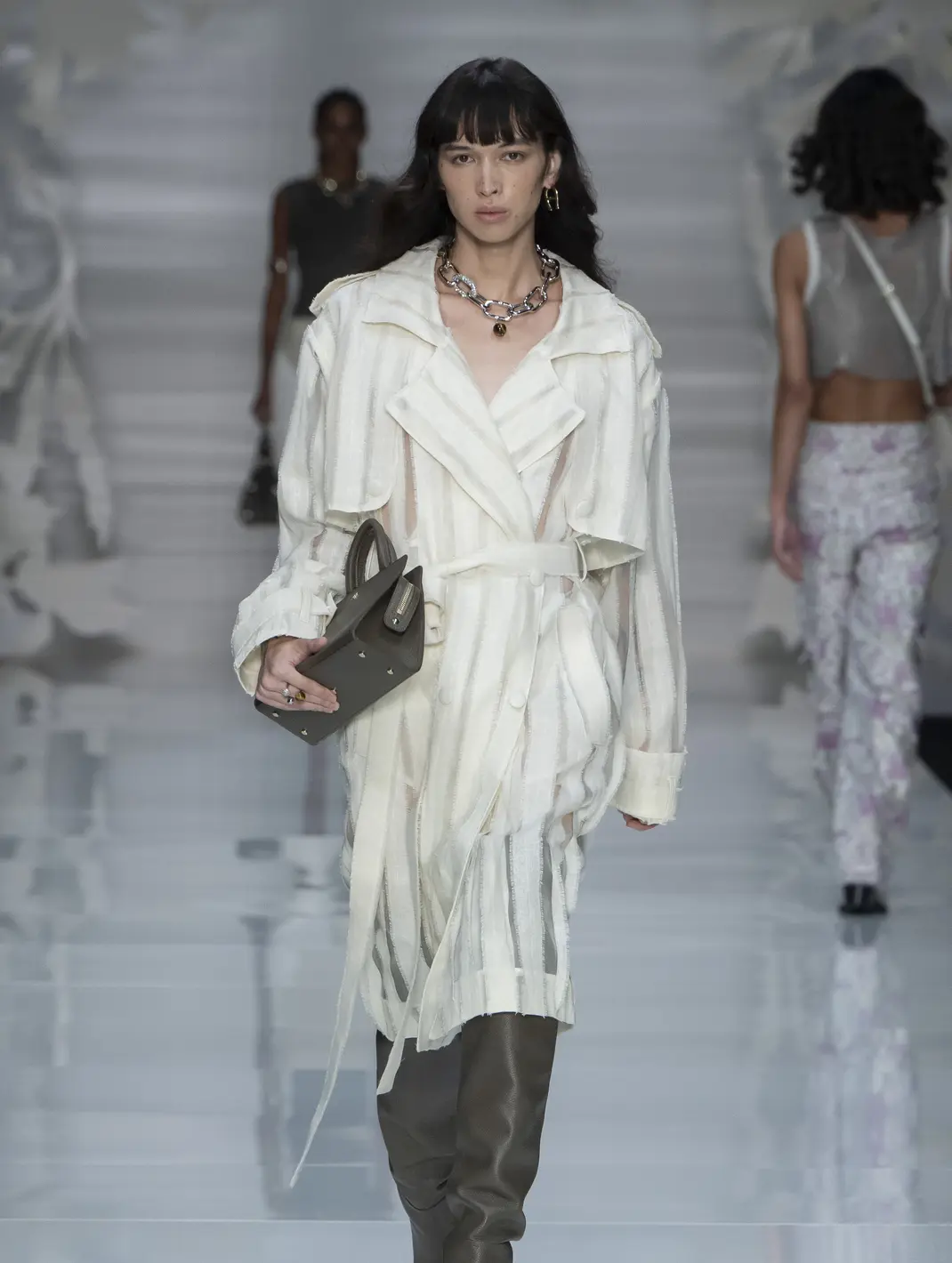Kembalinya AIGNER ke Panggung Milan Fashion Week, Pamerkan Keahlian dan ...