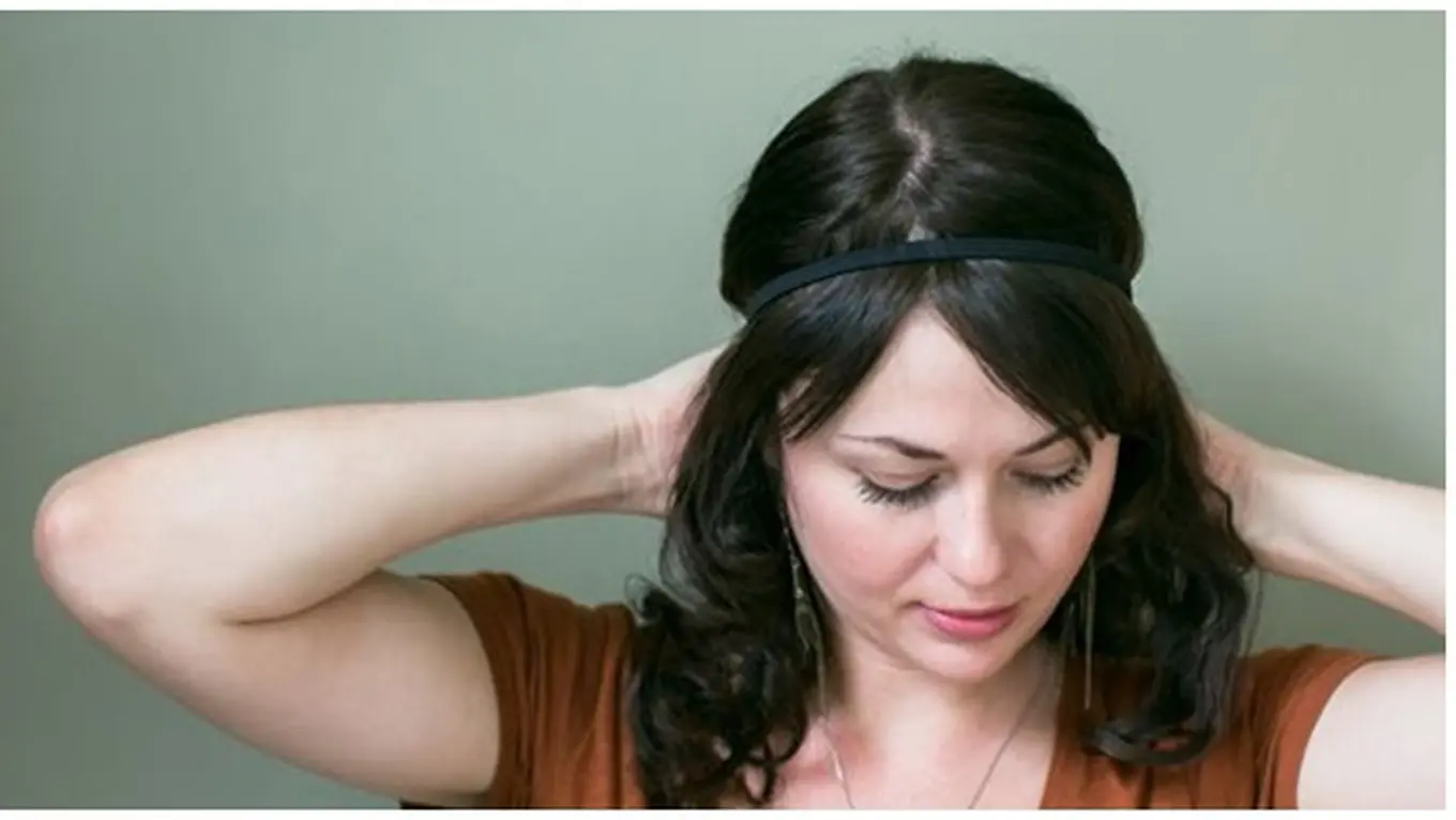 Tutorial Dandanan Rambut Dengan Bandana - Beauty Fimela.com