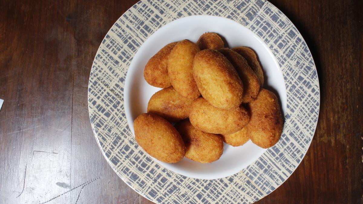 5 Resep Kue Tradisional dengan Isian Gula Merah Enak - Food Fimela.com