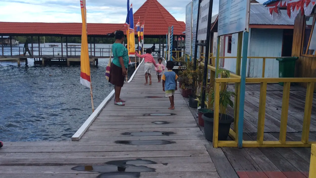 Jembatan Holtekamp, Ikon dan Destinasi Wisata Baru di Papua - Regional ...