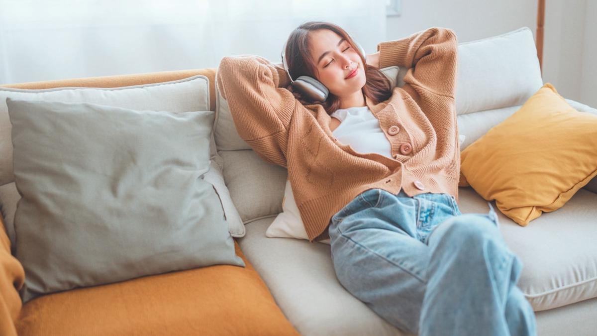 5 Zodiak yang Paling Tidak Energik, Hobinya Rebahan dan Bersantai ...