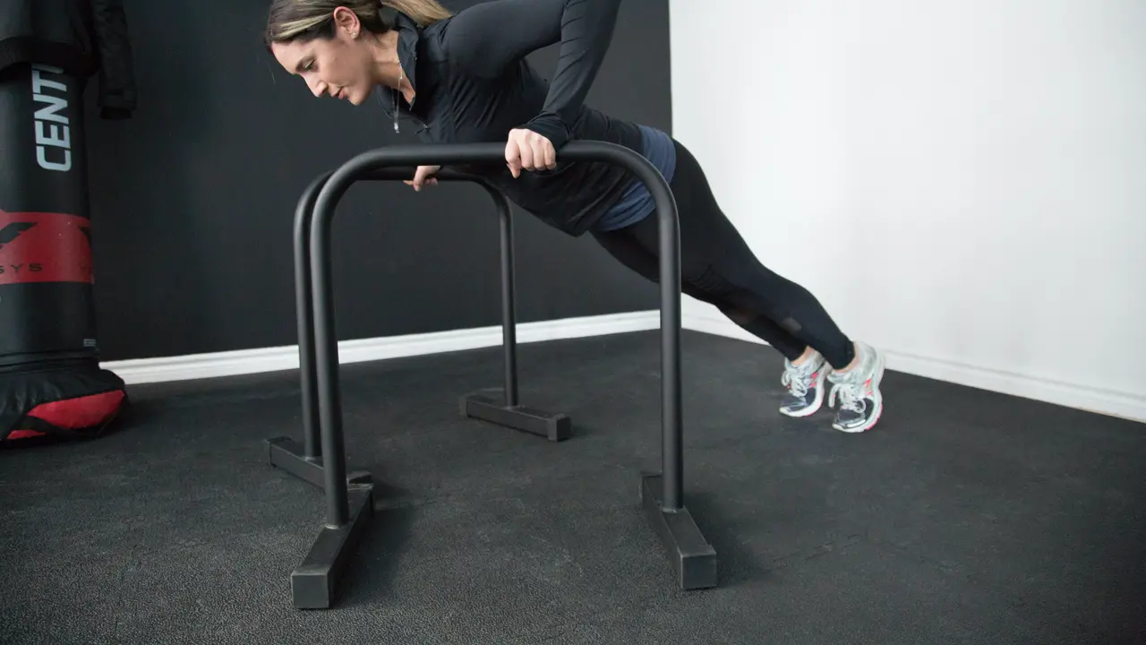 Push Up merupakan Jenis Latihan untuk Melatih Kekuatan Otot, Simak ...