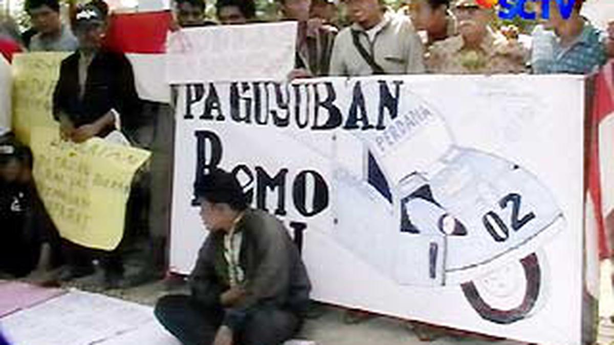 Bemo Dirazia, Sopir-Pemilik Mengadu ke Foke - News Liputan6.com
