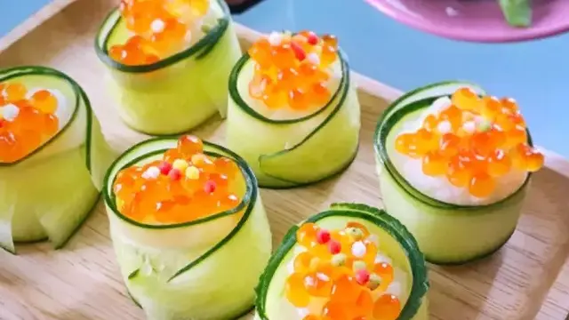 3 Resep Sushi Timun yang Mudah Dibuat - Lifestyle Liputan6.com