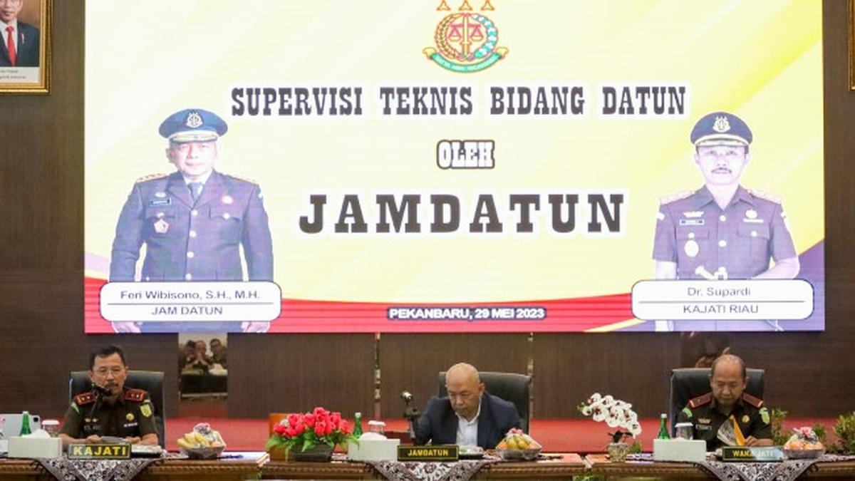 Jaksa Agung Muda Datun Kumpulkan Pimpinan Jaksa di Riau, Ada Apa?