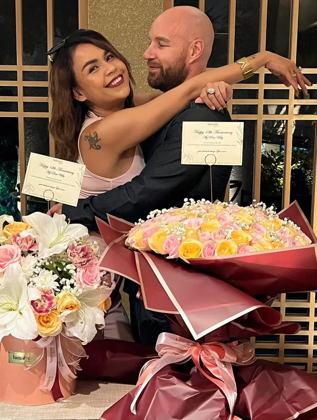 12 Tahun Bersama, Ini Potret Mesra Melaney Ricardo dan Suami - Foto ...