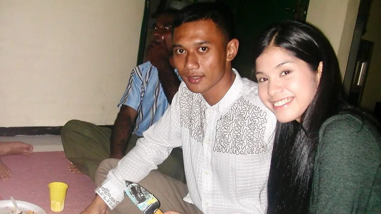 Potret Annisa Pohan Muda saat Masih Pacaran, Penampilannya 'Kinyis-Kinyis' - Entertainment ...