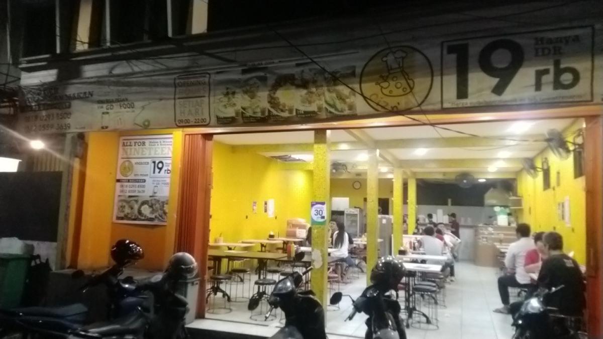 Kuliner Malam Jumat: Ayam Plus Keju yang Enak, Kenyang dan Murah di ...