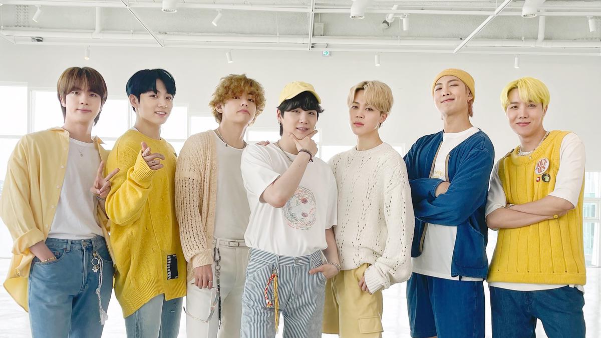 Butter BTS Kokoh Bertengger di Puncak Chart Billboard Hot 100 - Entertainment Fimela.com