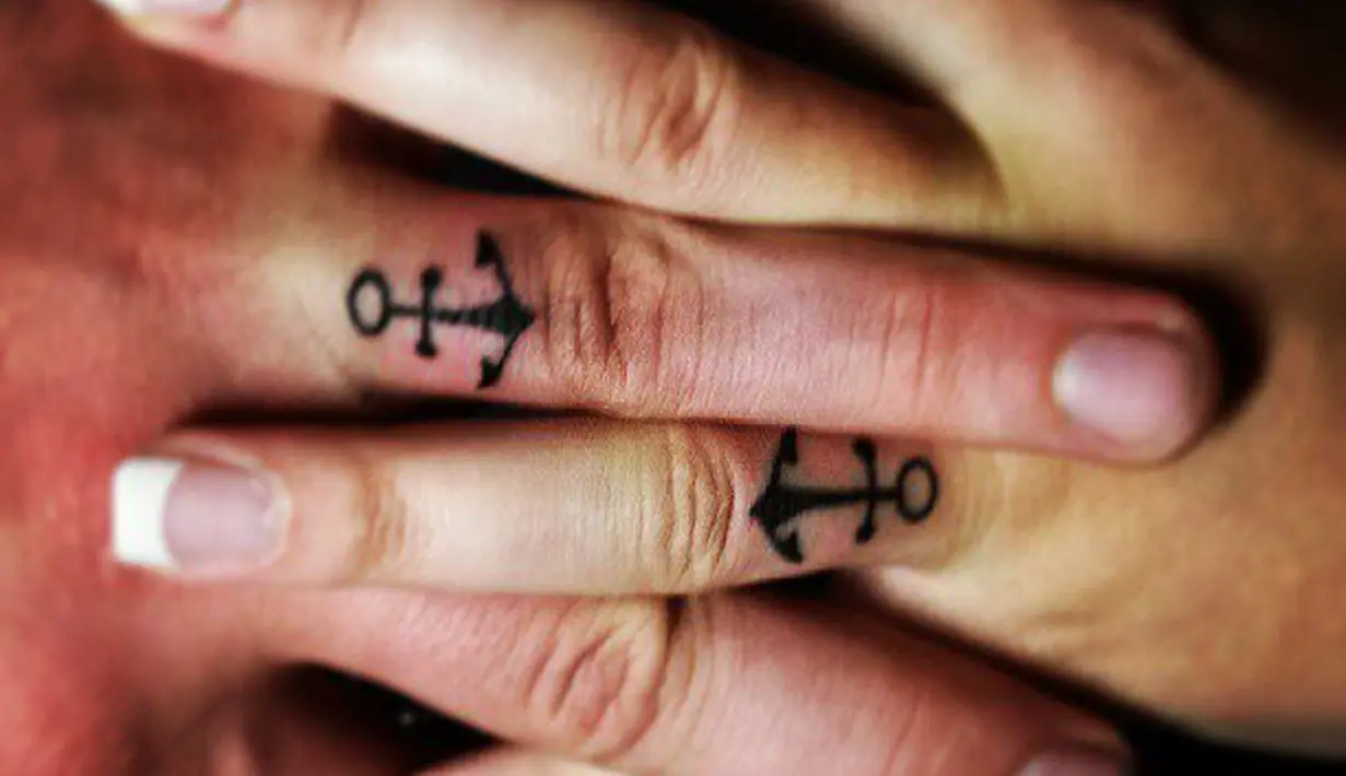 Unik: Pasangan-Pasangan Ini Mengganti Cincin Pernikahan Dengan Tattoo ...