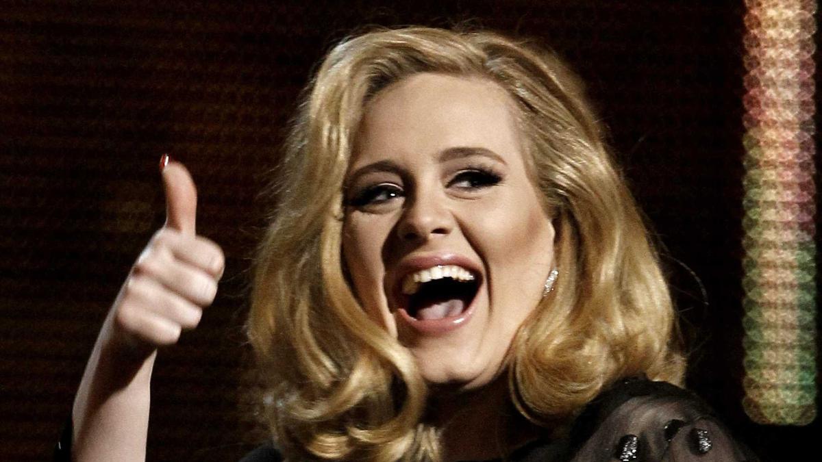 Makin Kurus, Adele Tetap Setia dengan Little Black Dress - Fashion ...