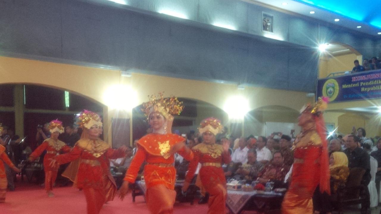 tari gending sriwijaya foto