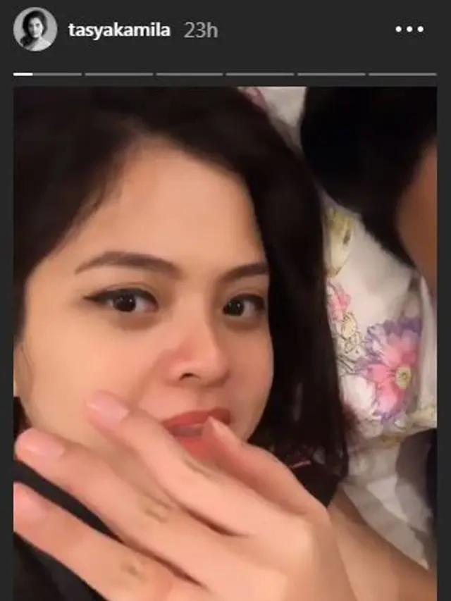 Tasya Kamila Potong Cincin Kawin dan Tunangan, Kenapa? - ShowBiz Liputan6.com