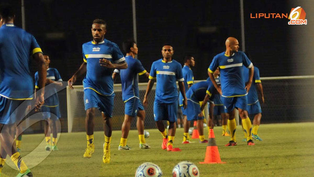 Indonesia XI Fokus Latihan Operan Pendek - Bola Liputan6.com