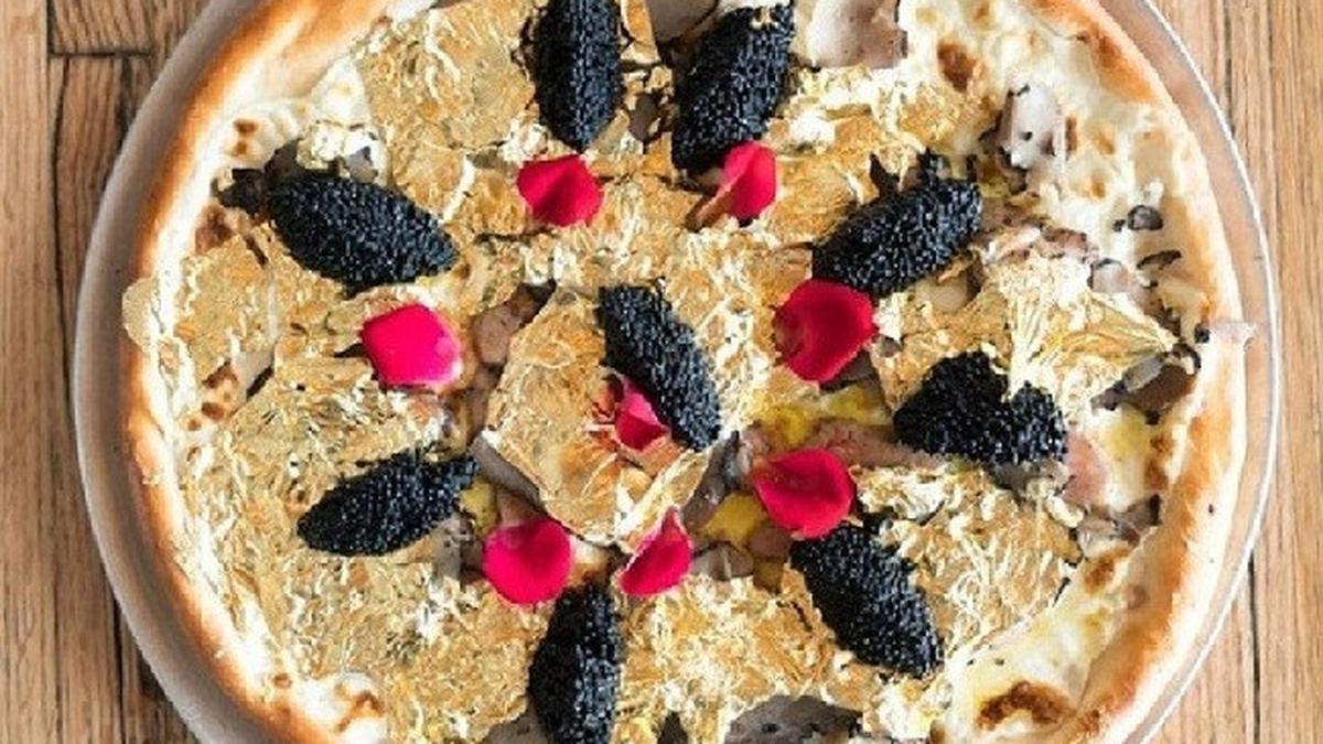 Seperti Apa Rasa Pizza Seharga Rp 37 Juta?