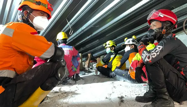 Mengenang 18 Tahun Kematian Alda Risma, Ini Daftar Lagu Populernya ...