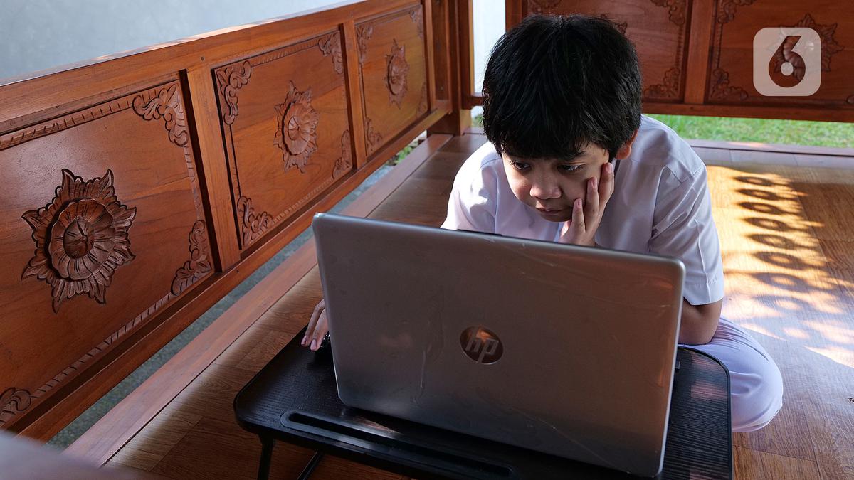 FOTO: Intip Kegiatan Siswa di Hari Pertama Tahun Ajaran Baru