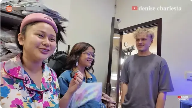 6 Potret Denise Chariesta Dikunjungi Keluarga Uya Kuya, Cinta Ajak Sang ...