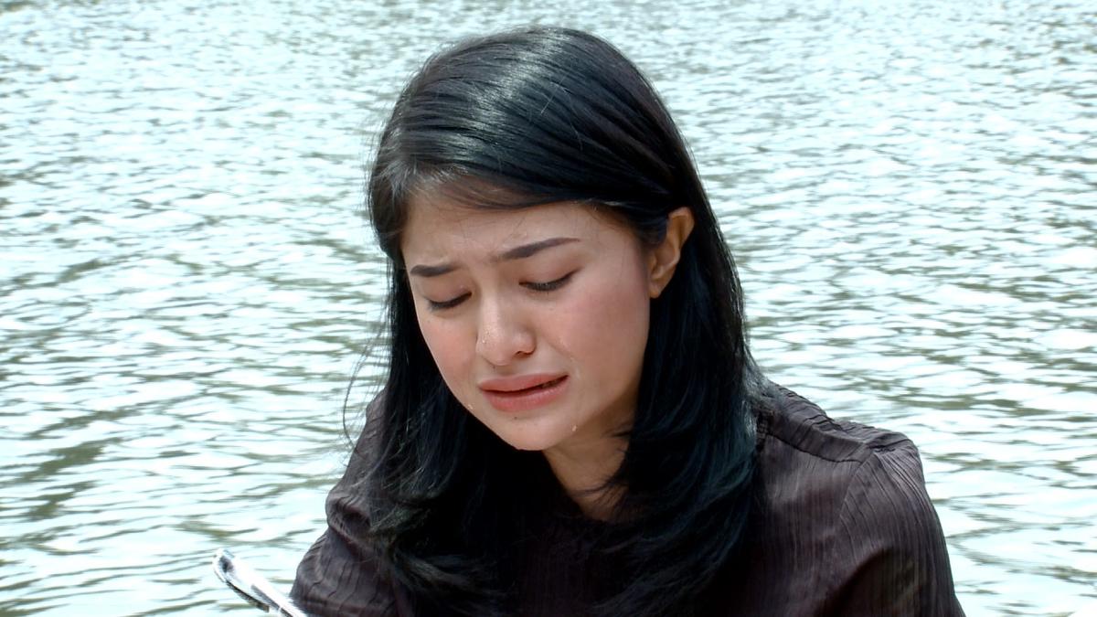 Orang Ketiga: Bukan Ivan, Siapa Sebenarnya yang Telah Meneror Yuni?