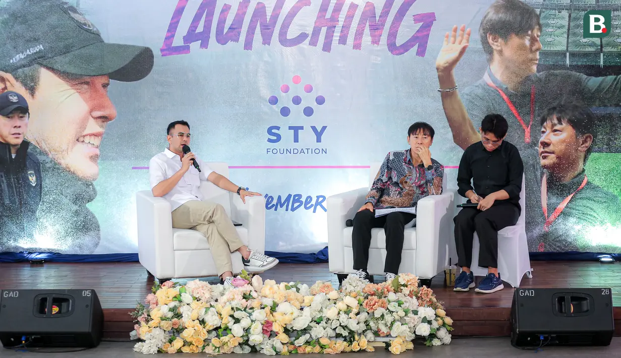 Foto: STY Foundation, Bentuk Cinta Pelatih Shin Tae-yong untuk ...