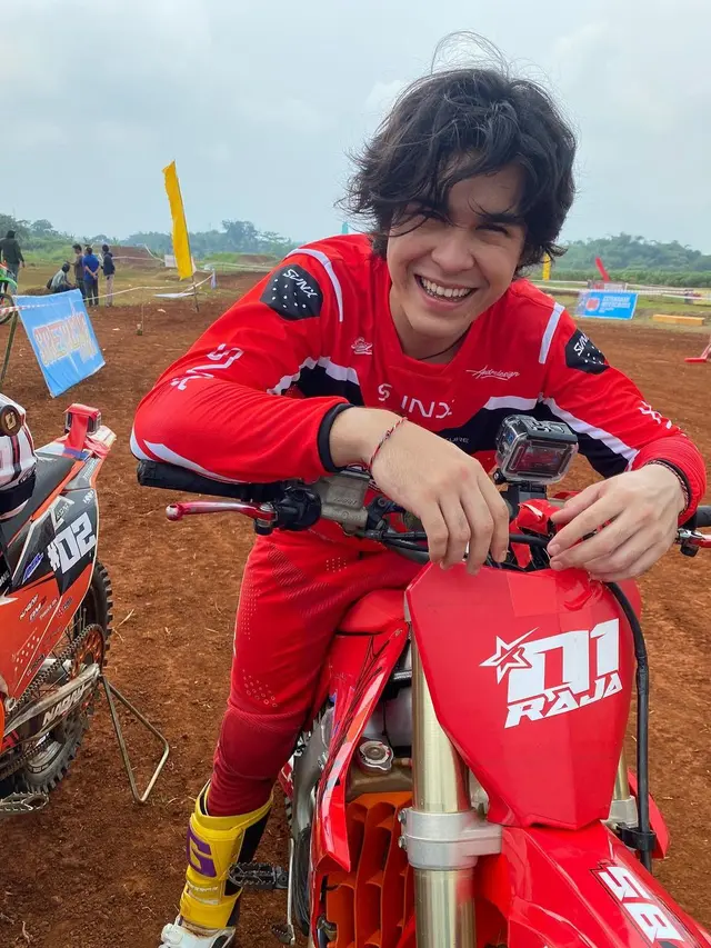 Main Sinetron Baru, Ini 7 Potret Erdin Werdrayana Jadi Anak Motorcross ...
